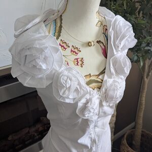 Peter Nygard | Tops | Peter Nygard Elegant White Floral Blouse | Poshmark